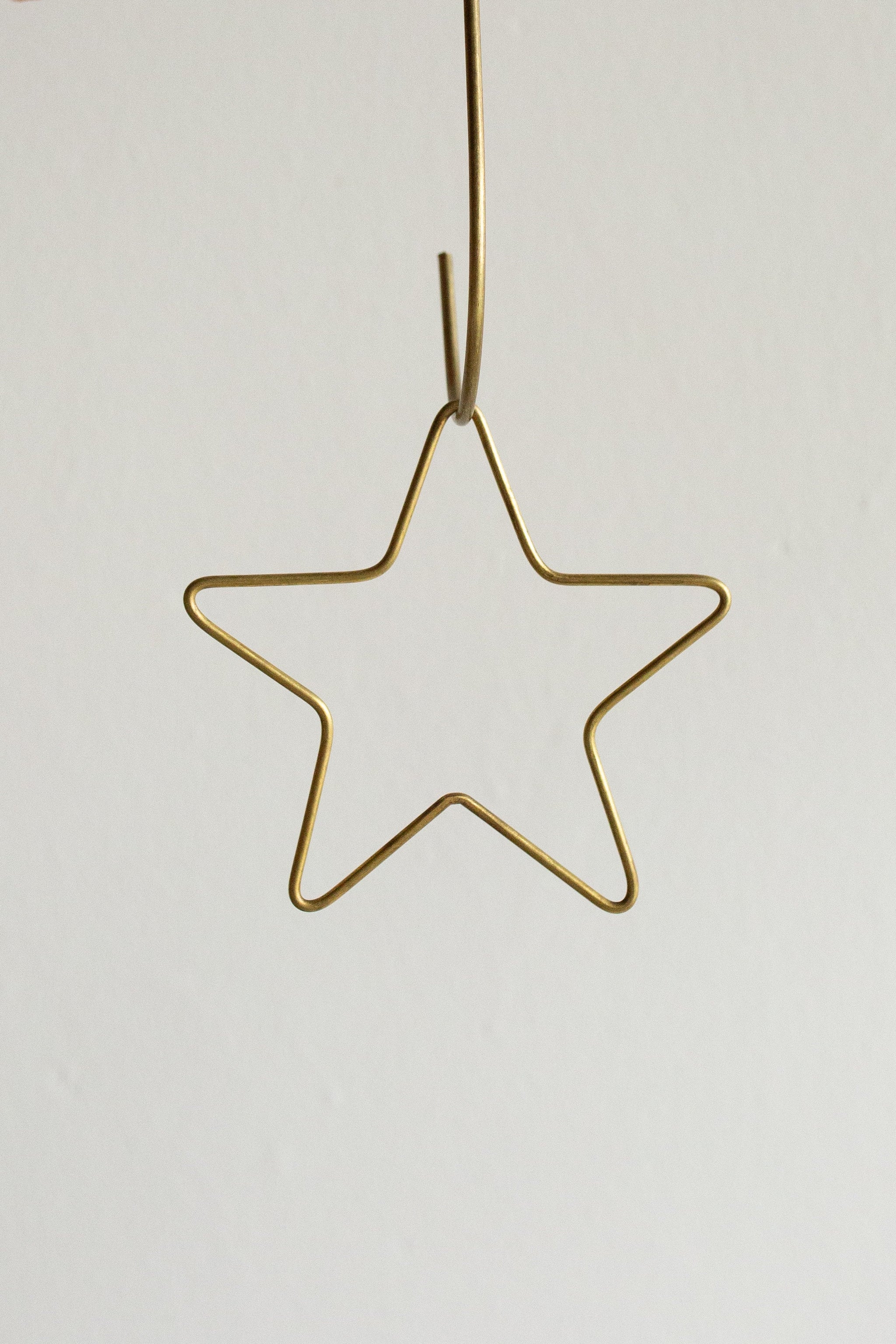 BRASS WIRE STAR | Ochre and Silk